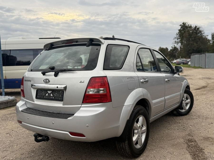 Pelēks Kia Sorento 2007 Prienai, ar dzinēja tilpumu 2.50 L un nobraukumu 251 tūkst. km par 2700 €, foto 6 vietnē AUTOMOTO.COM.LV