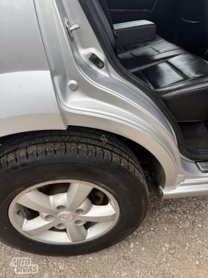 Pelēks Kia Sorento 2007 Prienai, ar dzinēja tilpumu 2.50 L un nobraukumu 251 tūkst. km par 2700 €, foto 9 vietnē AUTOMOTO.COM.LV