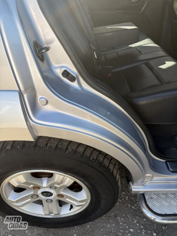 Pelēks Kia Sorento 2007 Prienai, ar dzinēja tilpumu 2.50 L un nobraukumu 260 tūkst. km par 3150 €, foto 11 vietnē AUTOMOTO.COM.LV