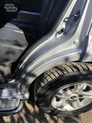 Pelēks Kia Sorento 2007 Prienai, ar dzinēja tilpumu 2.50 L un nobraukumu 260 tūkst. km par 3150 €, foto 14 vietnē AUTOMOTO.COM.LV