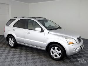 Pelēks Kia Sorento 2008 Tallina, ar dzinēja tilpumu 2.50 L un nobraukumu 264 tūkst. km par 2399 €, foto  vietnē AUTOMOTO.COM.LV