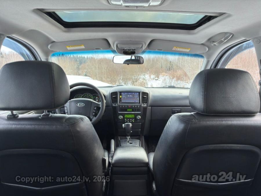Pelēks Kia Sorento 2008 Elva, ar dzinēja tilpumu 2.50 L un nobraukumu 297 tūkst. km par 5500 €, foto 8 vietnē AUTOMOTO.COM.LV