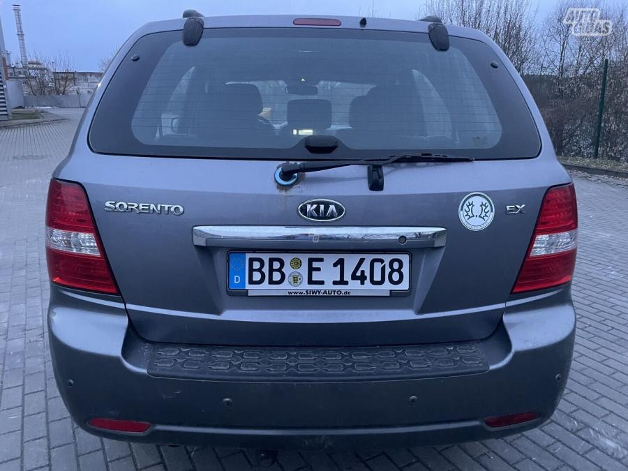 Pelēks Kia Sorento 2008 Kauņa, ar dzinēja tilpumu 2.50 L un nobraukumu 218 tūkst. km par 2999 €, foto 5 vietnē AUTOMOTO.COM.LV