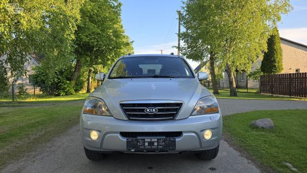 Pelēks Kia Sorento 2008 Marijampole, ar dzinēja tilpumu 2.50 L un nobraukumu 288 tūkst. km par 3350 €, foto 8 vietnē AUTOMOTO.COM.LV