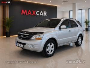 Pelēks Kia Sorento 2008 Tallina, ar dzinēja tilpumu 2.50 L un nobraukumu 241 tūkst. km par 2999 €, foto 4 vietnē AUTOMOTO.COM.LV