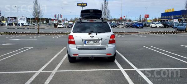 Grey Kia Sorento 2008 in Riga, with an engine capacity of 2.50 L and mileage of 250 thousand km for 2980 €, photo 8 on AUTOMOTO.COM.LV