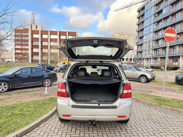 Grey Kia Sorento 2008 in Riga, with an engine capacity of 2.50 L and mileage of 280 thousand km for 2490 €, photo 10 on AUTOMOTO.COM.LV