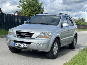 Grey Kia Sorento 2008 in Ukmerge, with an engine capacity of 2.50 L and mileage of 216 thousand km for 3250 €, photo 3 on AUTOMOTO.COM.LV