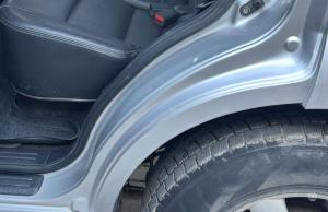 Grey Kia Sorento 2008 in Ukmerge, with an engine capacity of 2.50 L and mileage of 216 thousand km for 3250 €, photo 9 on AUTOMOTO.COM.LV