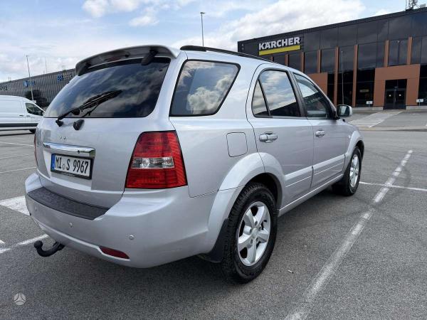 Pelēks Kia Sorento 2008 Kauņa, ar dzinēja tilpumu 2.50 L un nobraukumu 220 tūkst. km par 3500 €, foto 5 vietnē AUTOMOTO.COM.LV