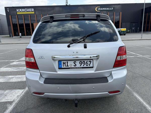 Pelēks Kia Sorento 2008 Kauņa, ar dzinēja tilpumu 2.50 L un nobraukumu 220 tūkst. km par 3500 €, foto 7 vietnē AUTOMOTO.COM.LV