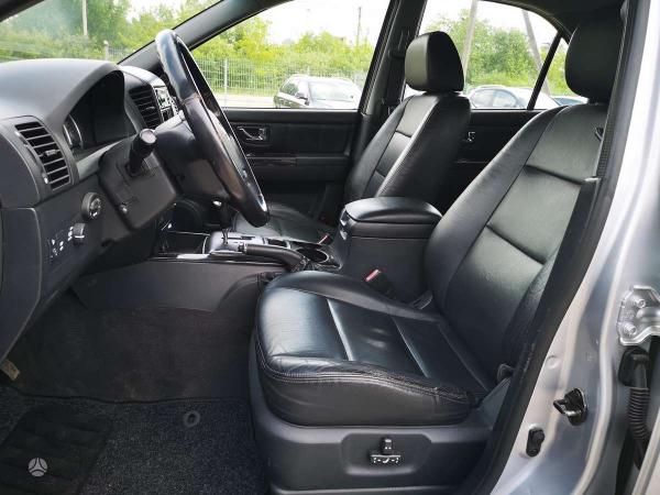 Pelēks Kia Sorento 2008 Radviliškis, ar dzinēja tilpumu 2.50 L un nobraukumu 219 tūkst. km par 3999 €, foto 9 vietnē AUTOMOTO.COM.LV