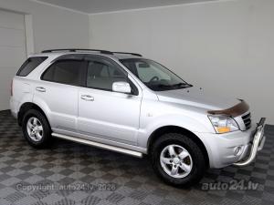 Grey Kia Sorento 2008 in Tallinn, with an engine capacity of 2.50 L and mileage of 329 thousand km for 2699 €, photo  on AUTOMOTO.COM.LV