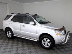 Grey Kia Sorento 2008 in Tallinn, with an engine capacity of 2.50 L and mileage of 329 thousand km for 2699 €, photo  on AUTOMOTO.COM.LV