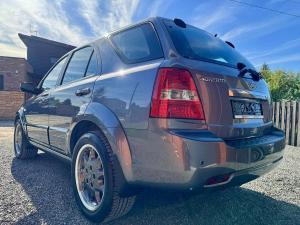 Pelēks Kia Sorento 2008 Marijampole, ar dzinēja tilpumu 2.50 L un nobraukumu 279 tūkst. km par 4450 €, foto 11 vietnē AUTOMOTO.COM.LV