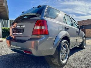 Pelēks Kia Sorento 2008 Marijampole, ar dzinēja tilpumu 2.50 L un nobraukumu 279 tūkst. km par 4450 €, foto 12 vietnē AUTOMOTO.COM.LV