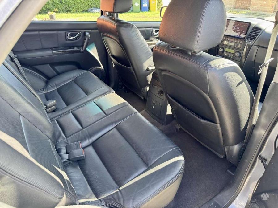 Pelēks Kia Sorento 2008 Marijampole, ar dzinēja tilpumu 2.50 L un nobraukumu 279 tūkst. km par 4450 €, foto 30 vietnē AUTOMOTO.COM.LV