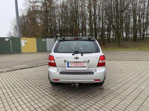 Grey Kia Sorento 2009 in Marijampole, with an engine capacity of 2.50 L and mileage of 179 thousand km for 3600 €, photo 8 on AUTOMOTO.COM.LV