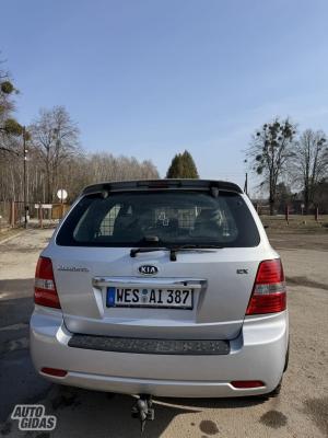 Grey Kia Sorento 2009 in Prienai, with an engine capacity of 2.50 L and mileage of 230 thousand km for 3600 €, photo 6 on AUTOMOTO.COM.LV