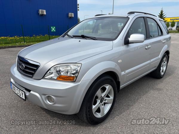 Pelēks Kia Sorento 2009 Paide, ar dzinēja tilpumu 2.50 L un nobraukumu 179 tūkst. km par 4790 €, foto 1 vietnē AUTOMOTO.COM.LV