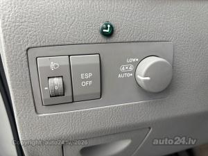 Grey Kia Sorento 2009 in Paide, with an engine capacity of 2.50 L and mileage of 179 thousand km for 4790 €, photo 19 on AUTOMOTO.COM.LV