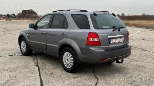 Pelēks Kia Sorento 2009 Rīga, ar dzinēja tilpumu 2.50 L un nobraukumu 0 tūkst. km par 3799 €, foto 4 vietnē AUTOMOTO.COM.LV
