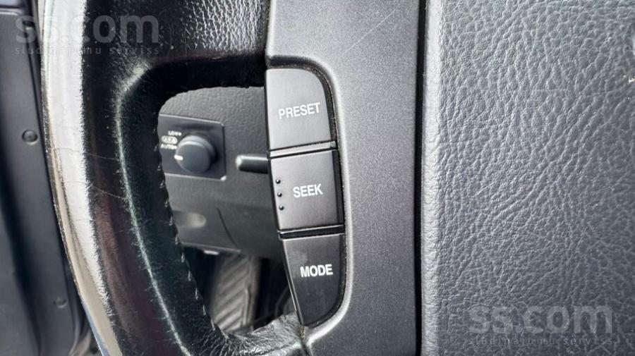 Pelēks Kia Sorento 2009 Rīga, ar dzinēja tilpumu 2.50 L un nobraukumu 0 tūkst. km par 3799 €, foto 16 vietnē AUTOMOTO.COM.LV