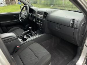 Pelēks Kia Sorento 2009 Rīga, ar dzinēja tilpumu 2.50 L un nobraukumu 262 tūkst. km par 4900 €, foto 9 vietnē AUTOMOTO.COM.LV