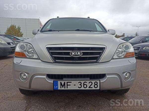 Kia Sorento 2009 Daugavpils vietnē Pelēks Kia Sorento 2009 Daugavpils, ar dzinēja tilpumu 2.50 L un nobraukumu 0 tūkst. km par 2300 €, foto 4 vietnē AUTOMOTO.COM.LV