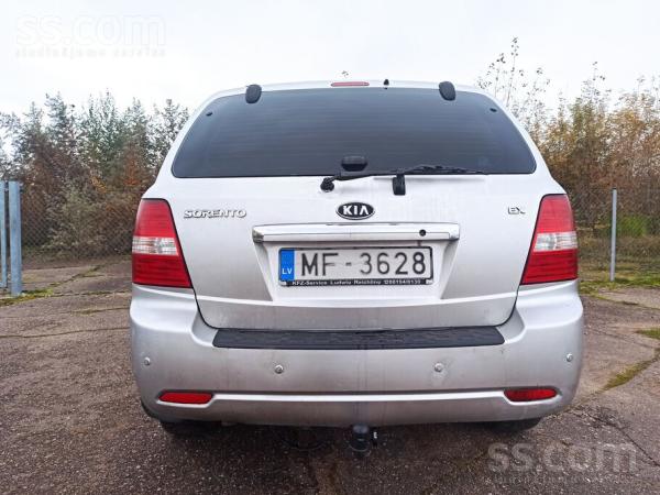 Kia Sorento 2009 Daugavpils vietnē Pelēks Kia Sorento 2009 Daugavpils, ar dzinēja tilpumu 2.50 L un nobraukumu 0 tūkst. km par 2300 €, foto 7 vietnē AUTOMOTO.COM.LV