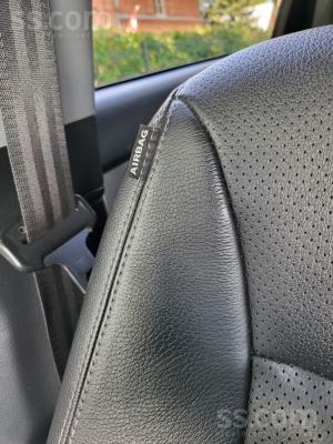 Pelēks Kia Sorento 2010 Rīga, ar dzinēja tilpumu 2.20 L un nobraukumu 280 tūkst. km par 4800 €, foto 16 vietnē AUTOMOTO.COM.LV