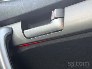 Pelēks Kia Sorento 2011 Rīga, ar dzinēja tilpumu 2.20 L un nobraukumu 241 tūkst. km par 7250 €, foto 26 vietnē AUTOMOTO.COM.LV