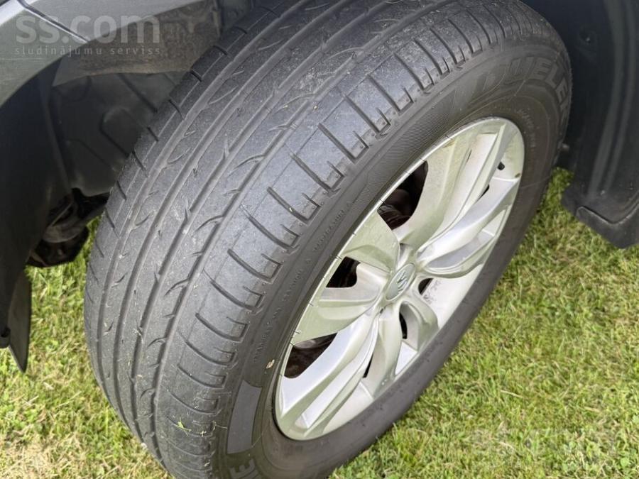 Pelēks Kia Sorento 2011 Rīga, ar dzinēja tilpumu 2.20 L un nobraukumu 241 tūkst. km par 7250 €, foto 29 vietnē AUTOMOTO.COM.LV