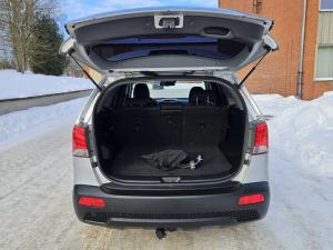 Grey Kia Sorento 2011 in Jekabpils, with an engine capacity of 2.20 L and mileage of 265 thousand km for 7690 €, photo 14 on AUTOMOTO.COM.LV