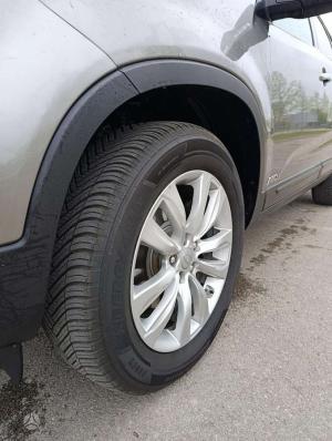 Pelēks Kia Sorento 2011 Mažeikiai, ar dzinēja tilpumu 2.20 L un nobraukumu 242 tūkst. km par 7200 €, foto 13 vietnē AUTOMOTO.COM.LV
