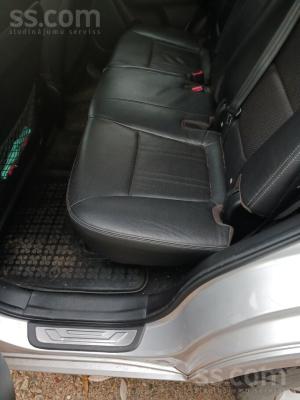 Pelēks Kia Sorento 2012 Rīga, ar dzinēja tilpumu 2.20 L un nobraukumu 0 tūkst. km par 8500 €, foto 13 vietnē AUTOMOTO.COM.LV