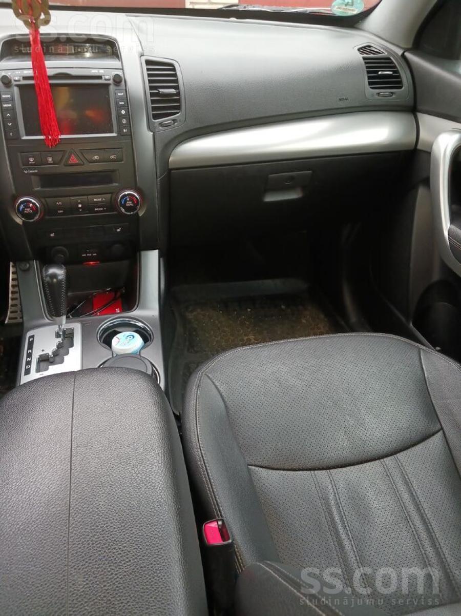 Pelēks Kia Sorento 2012 Rīga, ar dzinēja tilpumu 2.20 L un nobraukumu 0 tūkst. km par 8500 €, foto 15 vietnē AUTOMOTO.COM.LV