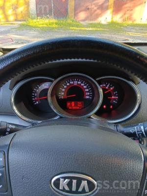 Pelēks Kia Sorento 2012 Rīga, ar dzinēja tilpumu 2.20 L un nobraukumu 0 tūkst. km par 8500 €, foto 18 vietnē AUTOMOTO.COM.LV