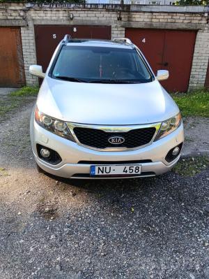 Pelēks Kia Sorento 2012 Rīga, ar dzinēja tilpumu 2.20 L un nobraukumu 0 tūkst. km par 8500 €, foto 20 vietnē AUTOMOTO.COM.LV
