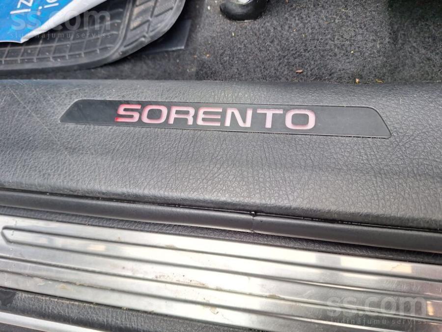 Pelēks Kia Sorento 2012 Daugavpils, ar dzinēja tilpumu 2.20 L un nobraukumu 0 tūkst. km par 10950 €, foto 11 vietnē AUTOMOTO.COM.LV