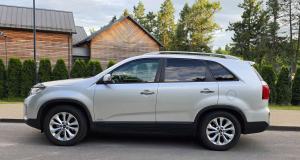 Grey Kia Sorento 2013 in Vilnius, with an engine capacity of 2.20 L and mileage of 270 thousand km for 6300 €, photo 9 on AUTOMOTO.COM.LV