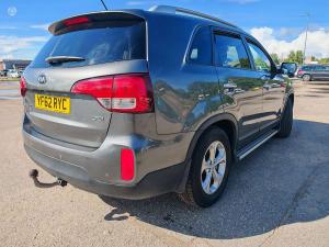 Pelēks Kia Sorento 2013 Kauņa, ar dzinēja tilpumu 2.20 L un nobraukumu 141 tūkst. km par 2900 €, foto 6 vietnē AUTOMOTO.COM.LV