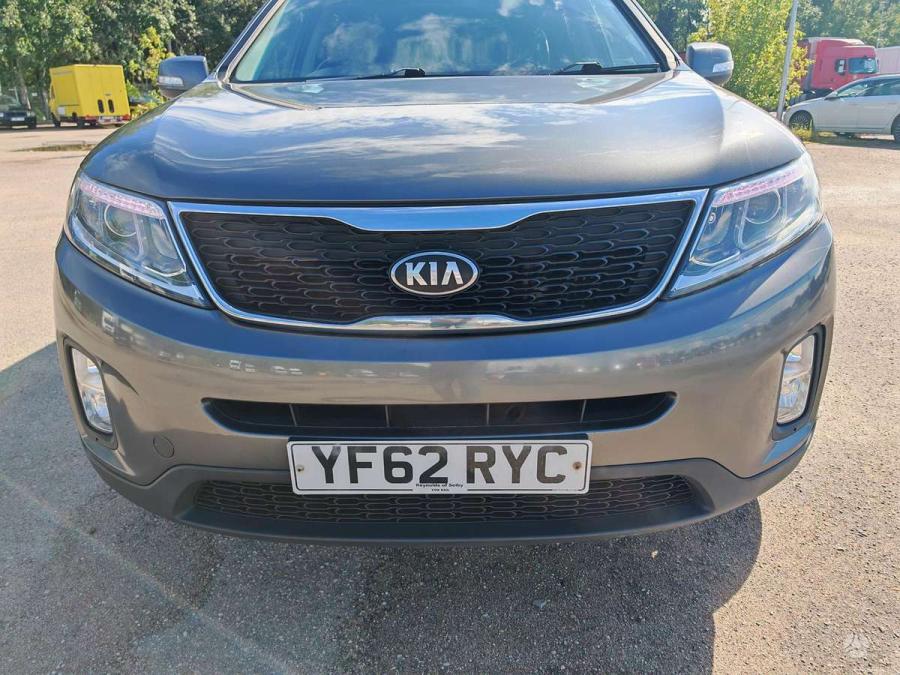Pelēks Kia Sorento 2013 Kauņa, ar dzinēja tilpumu 2.20 L un nobraukumu 141 tūkst. km par 2900 €, foto 13 vietnē AUTOMOTO.COM.LV