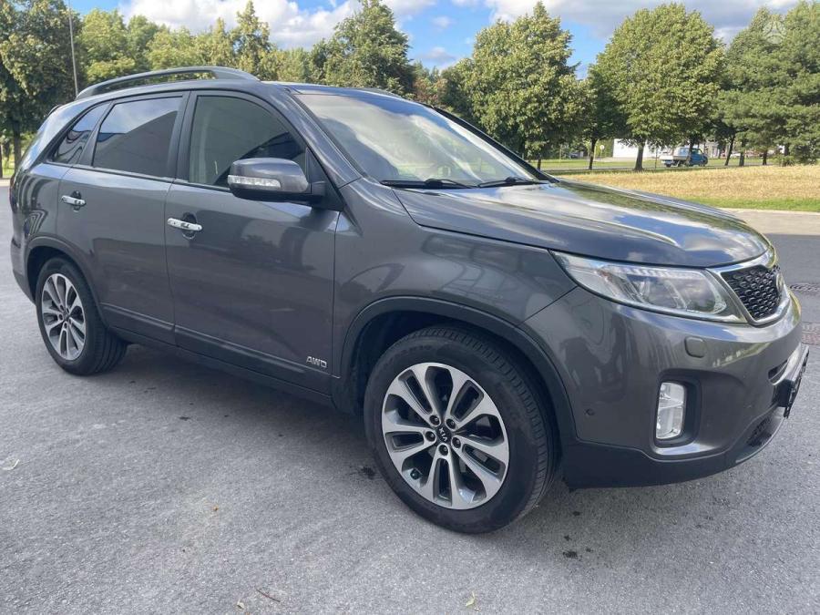Pelēks Kia Sorento 2014 Kauņa, ar dzinēja tilpumu 2.20 L un nobraukumu 248 tūkst. km par 8950 €, foto 7 vietnē AUTOMOTO.COM.LV