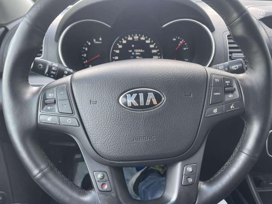 Pelēks Kia Sorento 2014 Kauņa, ar dzinēja tilpumu 2.20 L un nobraukumu 248 tūkst. km par 8950 €, foto 19 vietnē AUTOMOTO.COM.LV