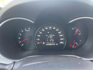 Pelēks Kia Sorento 2014 Kauņa, ar dzinēja tilpumu 2.20 L un nobraukumu 248 tūkst. km par 8950 €, foto 20 vietnē AUTOMOTO.COM.LV