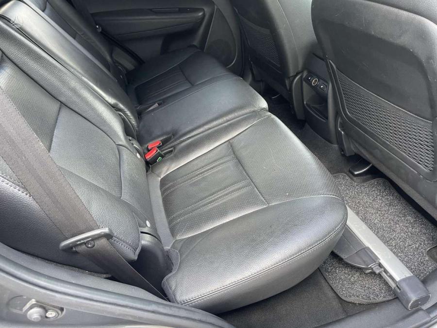 Pelēks Kia Sorento 2014 Kauņa, ar dzinēja tilpumu 2.20 L un nobraukumu 248 tūkst. km par 8950 €, foto 26 vietnē AUTOMOTO.COM.LV