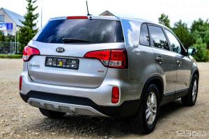 Grey Kia Sorento 2014 in Kretinga, with an engine capacity of 2.40 L and mileage of 140 thousand km for 8950 €, photo 7 on AUTOMOTO.COM.LV