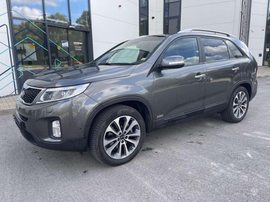 Pelēks Kia Sorento 2014 Kauņa, ar dzinēja tilpumu 2.20 L un nobraukumu 248 tūkst. km par 8950 €, foto 7 vietnē AUTOMOTO.COM.LV