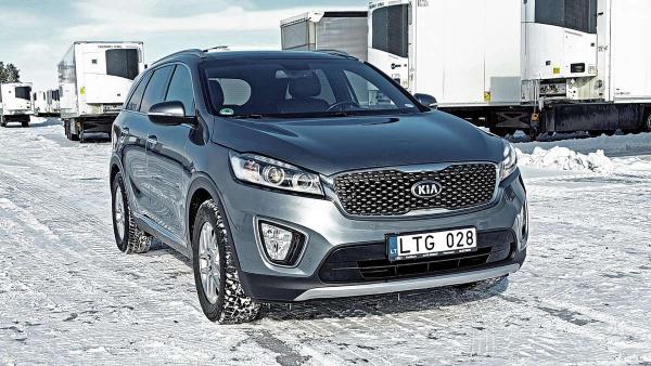 Pelēks Kia Sorento 2015 Viļņa, ar dzinēja tilpumu 2.20 L un nobraukumu 204 tūkst. km par 13990 €, foto 1 vietnē AUTOMOTO.COM.LV
